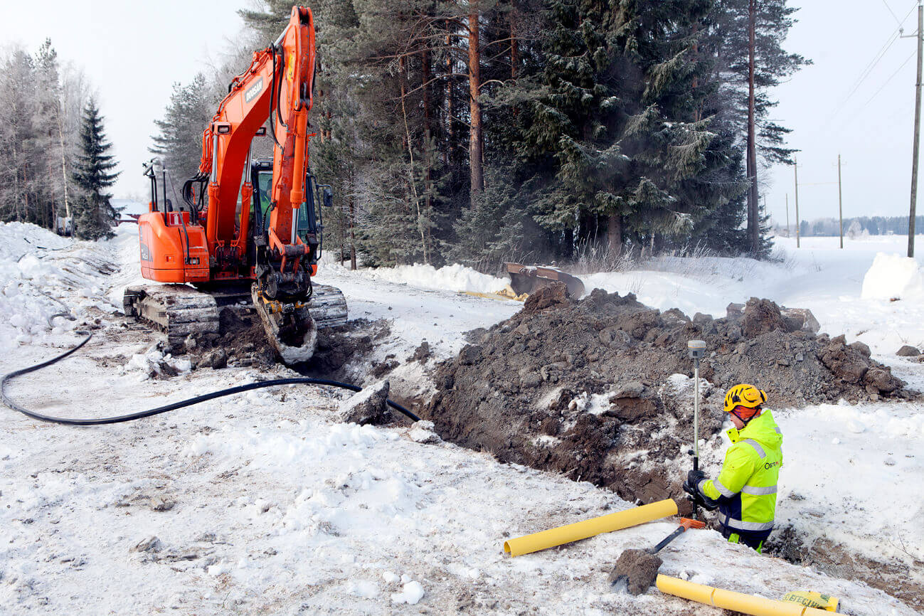 Ostromap - cable mapping, mapping of cables, wooden pole inspections